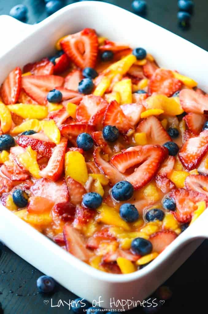 Coconut Almond Oatmeal Cookie Crumble Summer Fruit Crisp - Layers of ...